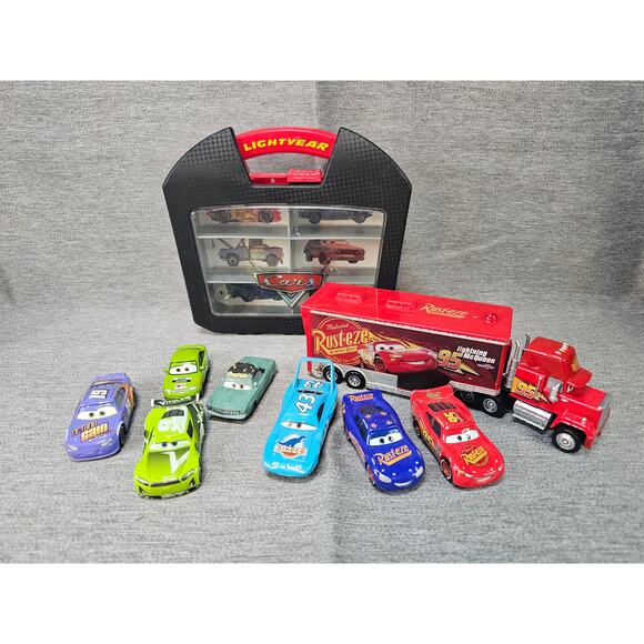 Disney's Cars | Toys | Disney Pixar Cars Carrying Case Holds 6 Cars W7 ...